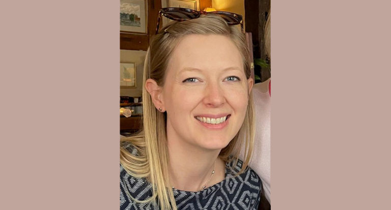 Researcher wins prestigious award for work spotting early cancer signs ...